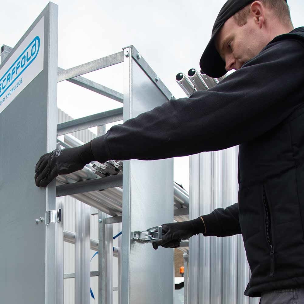 Steigeraanhanger afsluitbaar 250 + Rolsteiger Standaard 10,2m werkhoog